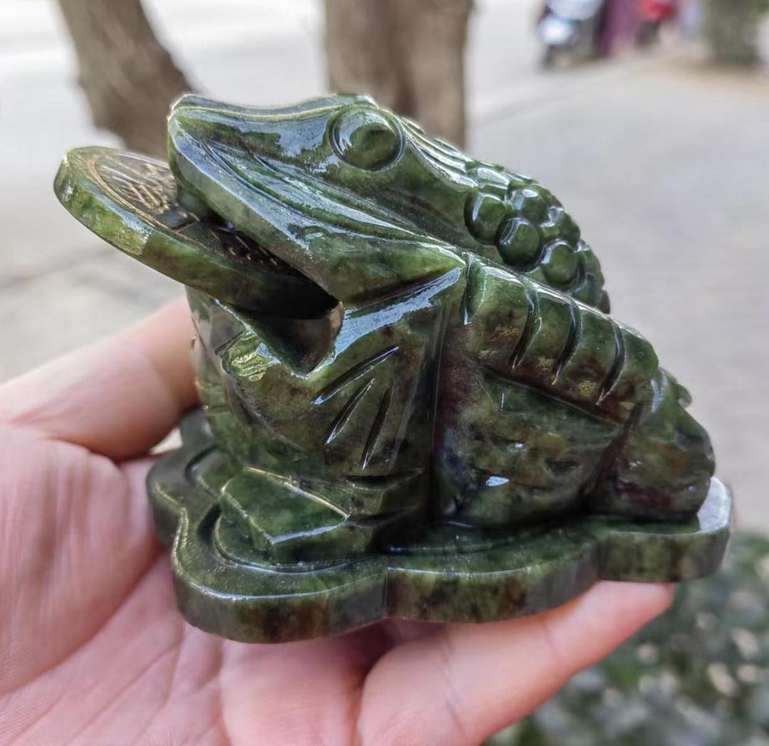 Green Jade Money Frog Sculpture, Feng Shui Fortune Decor - Etsy