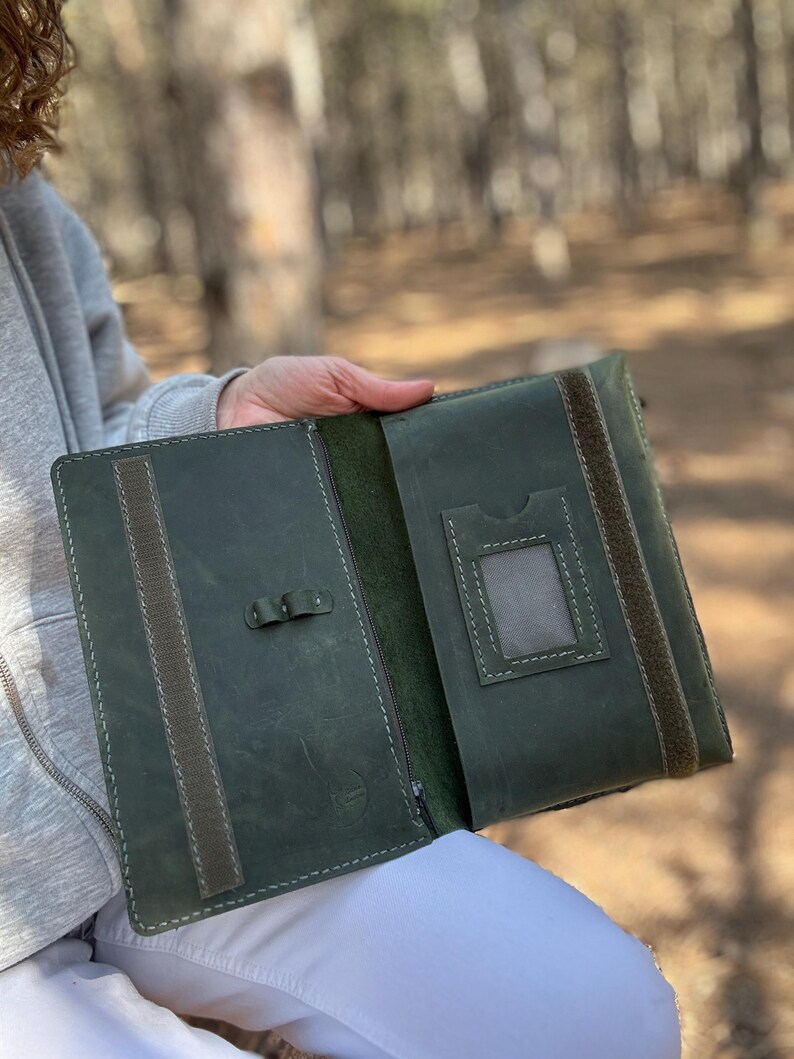 Green Leather Pilot Logbook Case: Aviation Book Cover - Etsy