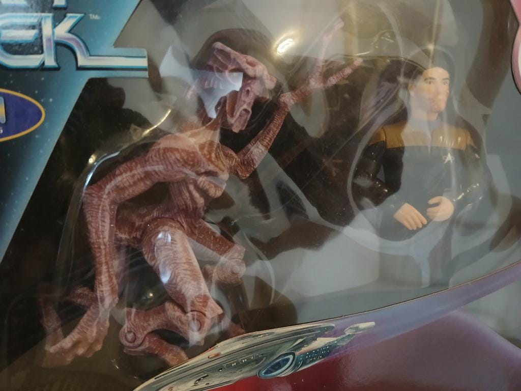 Playmates Harry Kim & Species 8472 Figure Set - Etsy