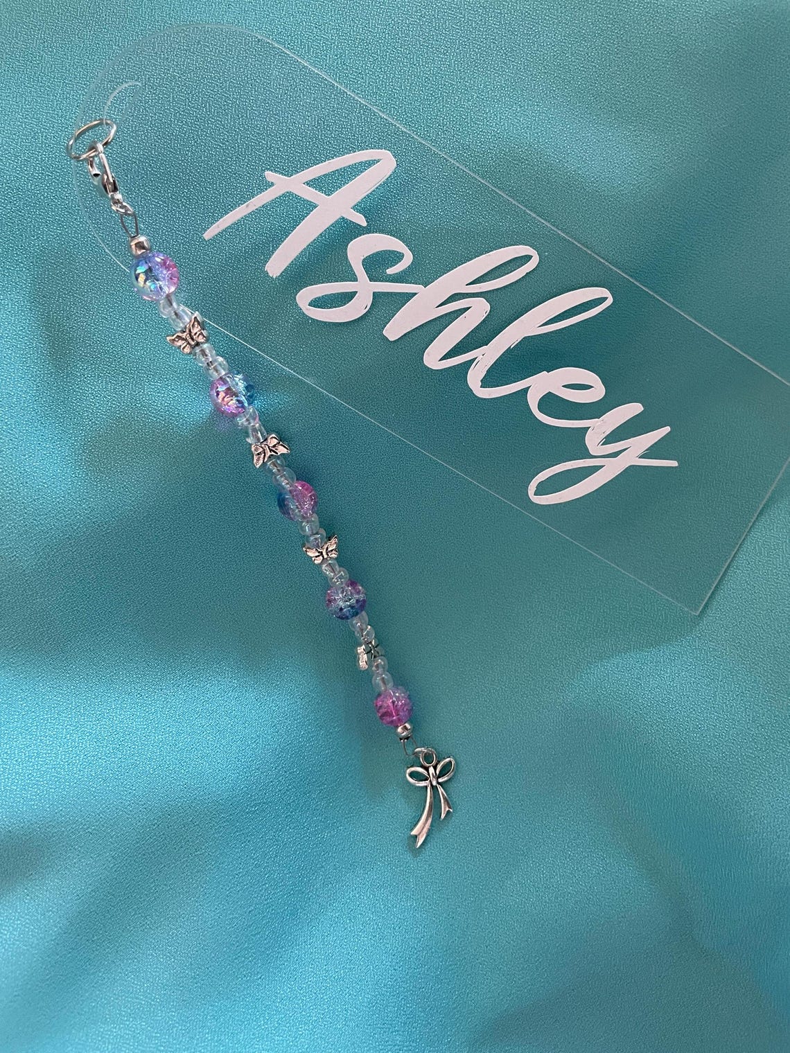 Dangle Using Pastel Crackle Glass Beads and Butterflies Ending With a ...