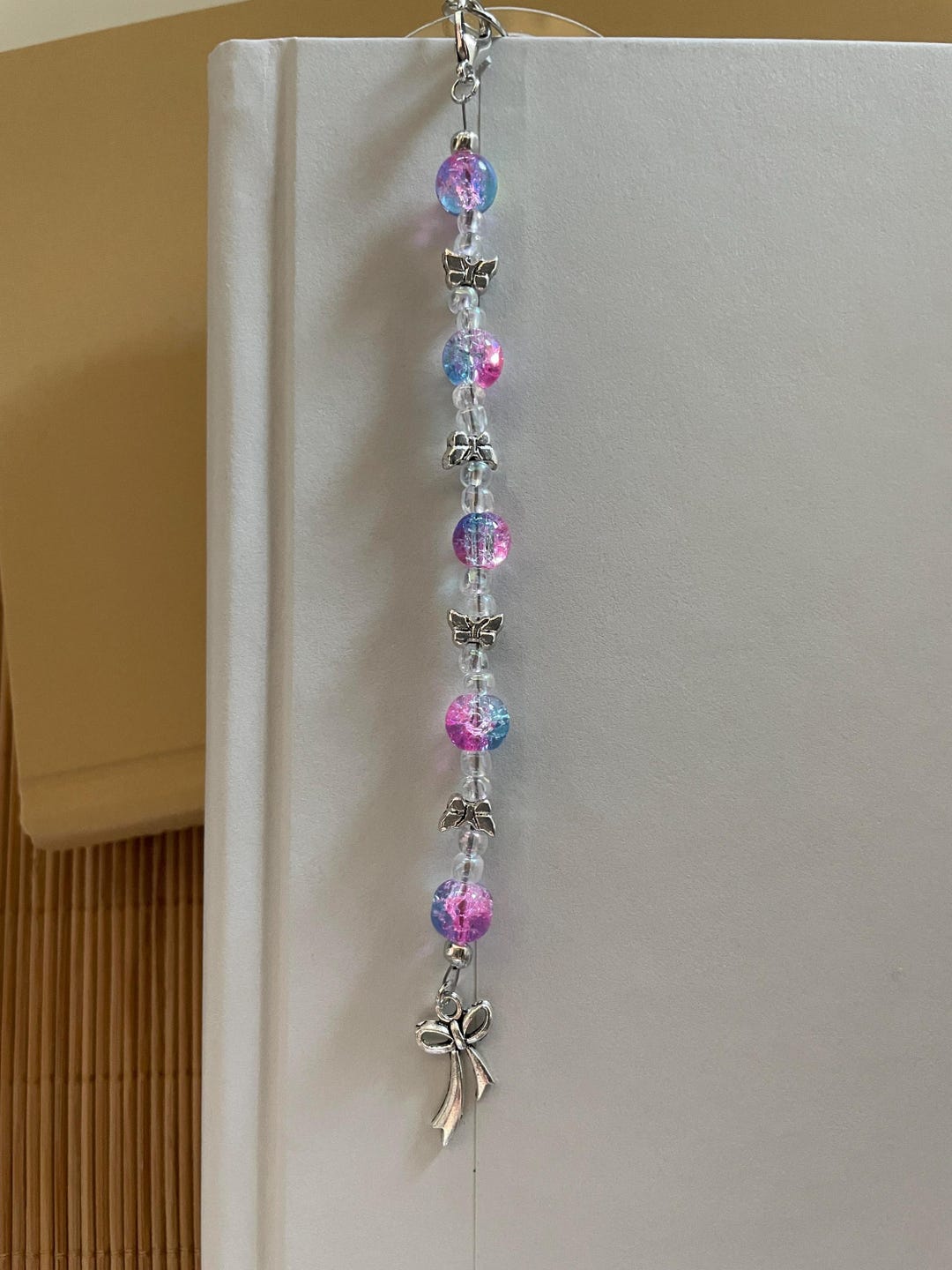 Dangle Using Pastel Crackle Glass Beads and Butterflies Ending With a ...