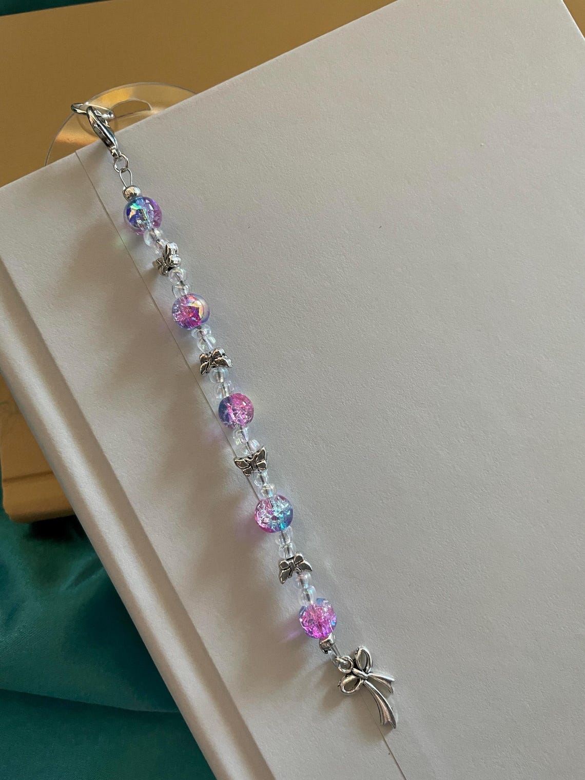 Dangle Using Pastel Crackle Glass Beads and Butterflies Ending With a ...