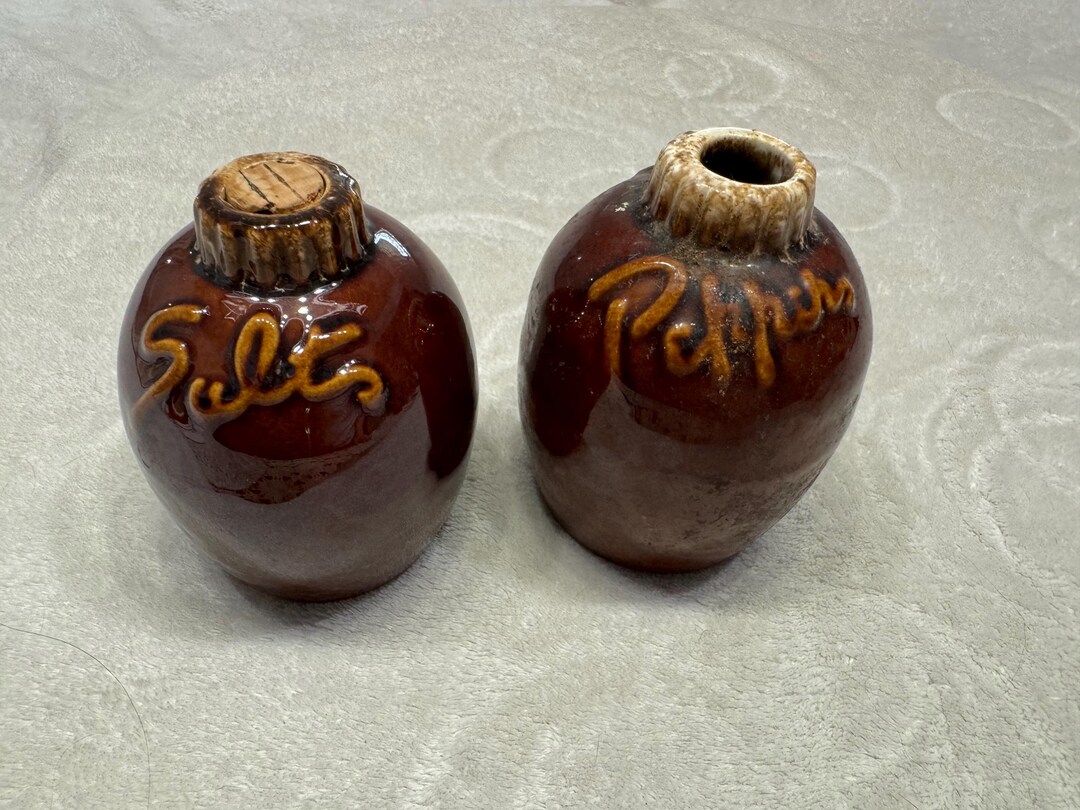 Vintage Hull USA Salt and Pepper Shakers Fat Little Brown and Beige ...