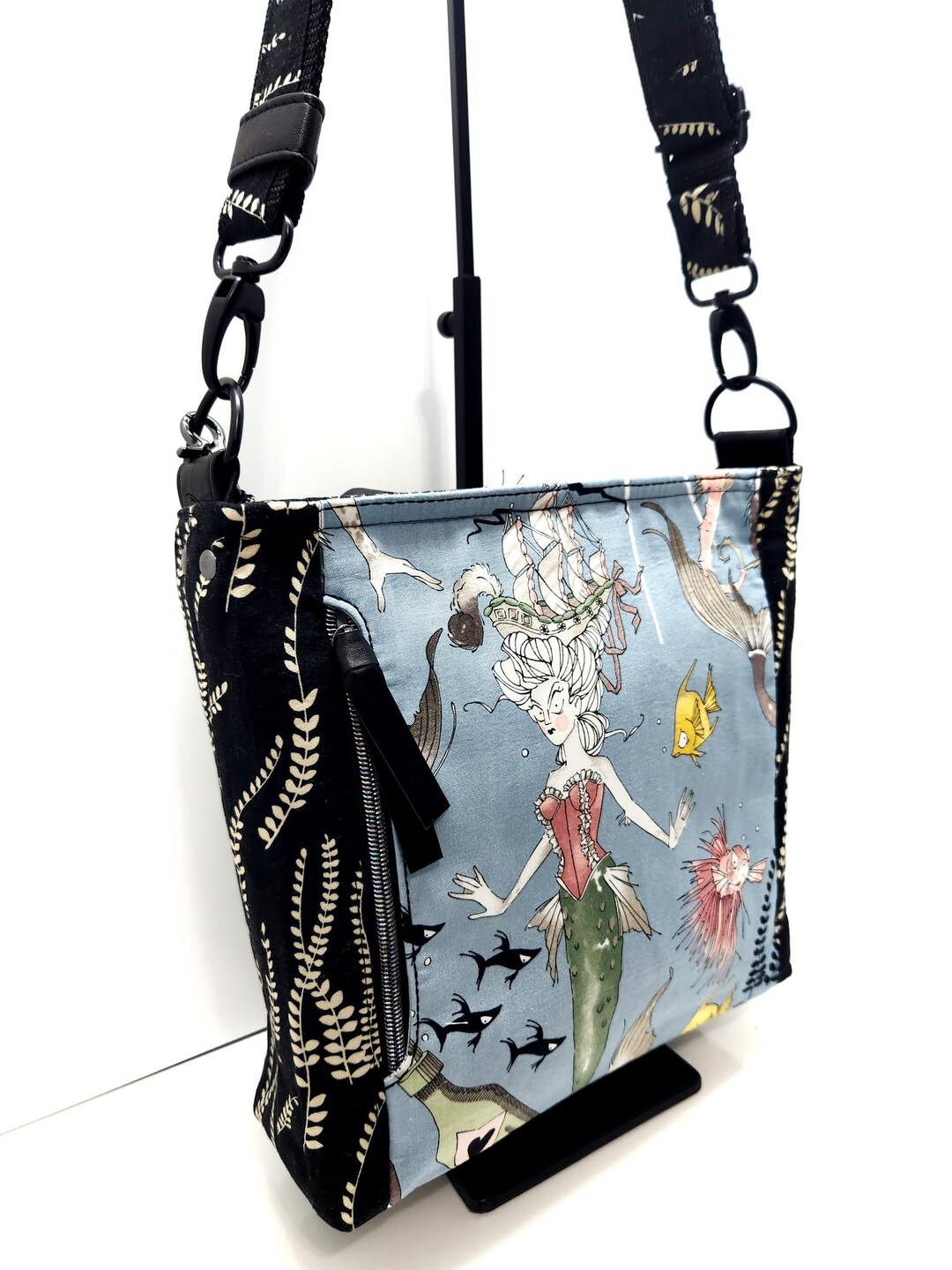The Ghastlies! Ghantis Ghastlie Mermaids Crossbody Bag W/removable ...