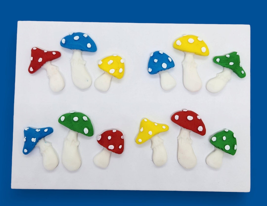 Fondant Edible Cupcake Toppers Mushrooms Toadstools Edible Cake ...