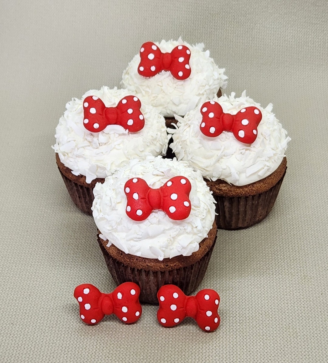 Minnie Bows Fondant Cupcake Toppers 6 Cake Decorations Edible Mouse ...