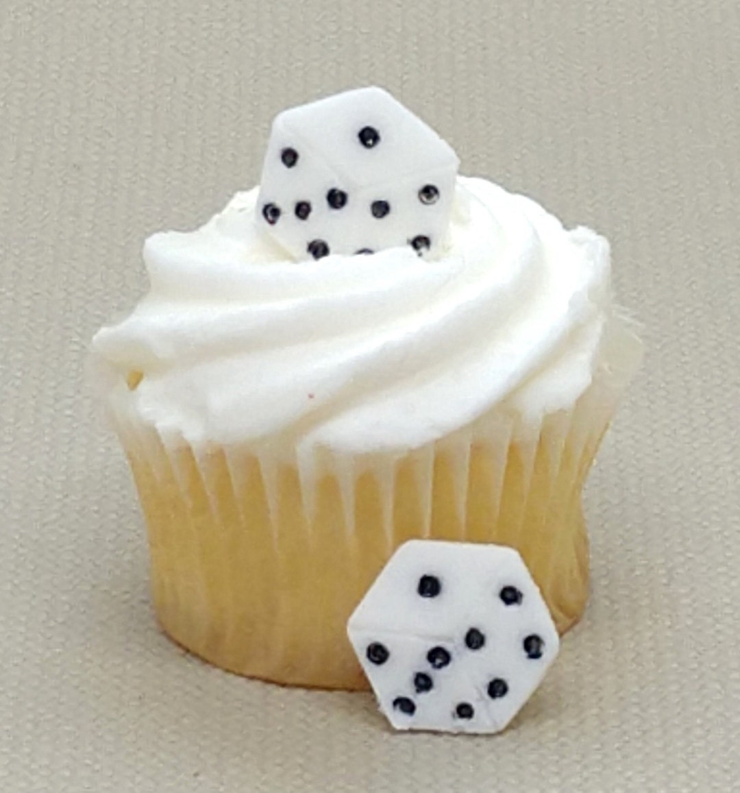 Fondant Cupcake Toppers 12 White Cake Decorations Edible Dice - Etsy