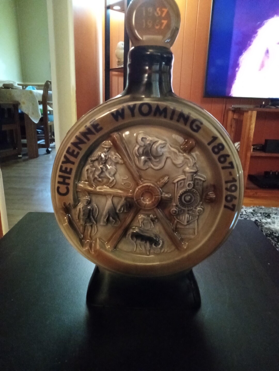 1967 Jim Beam Cheyenne Wyoming Decanter - Etsy
