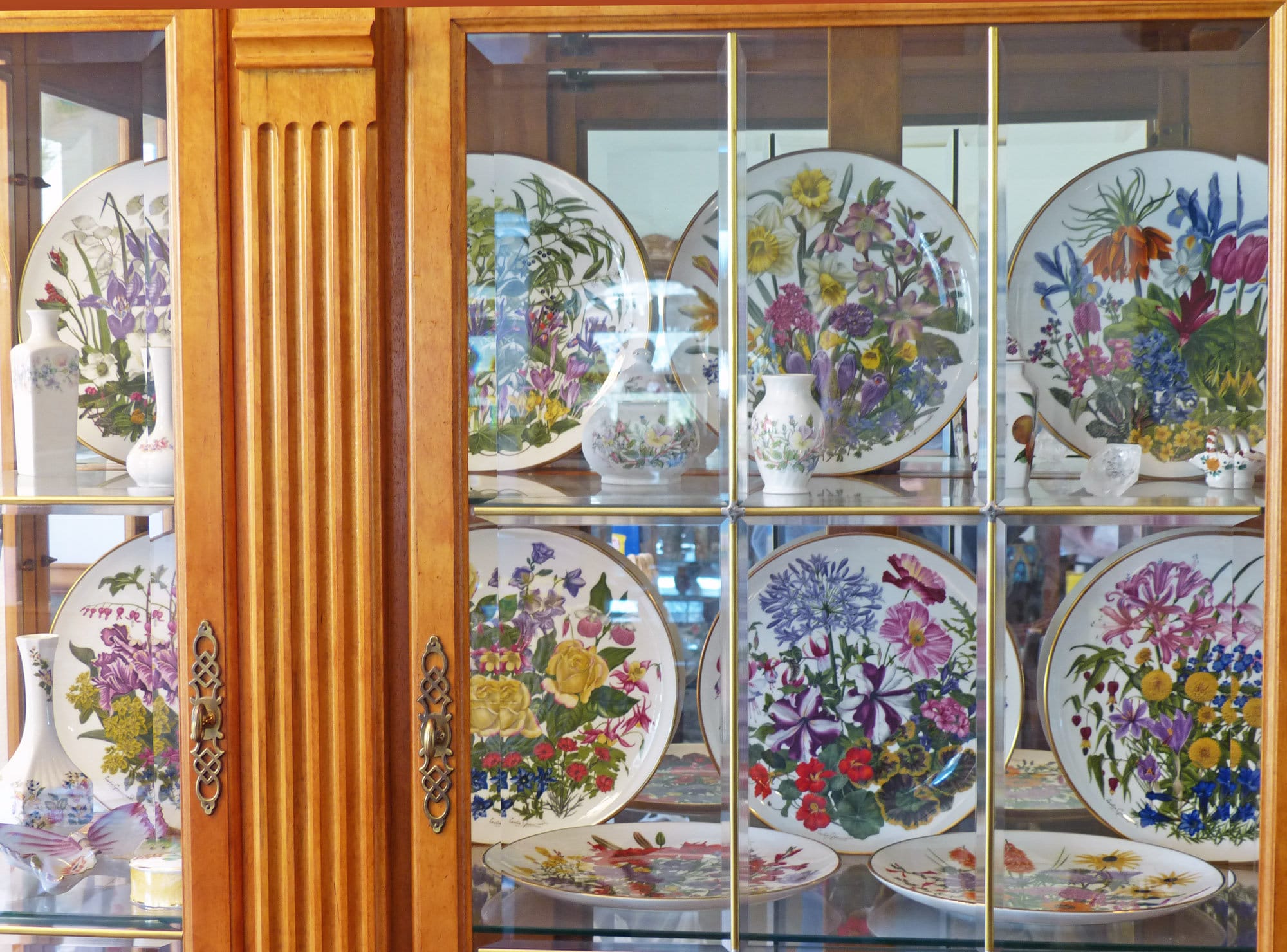 Vintage Flowers of the Month Plate Collection - Complete Set of 12 ...