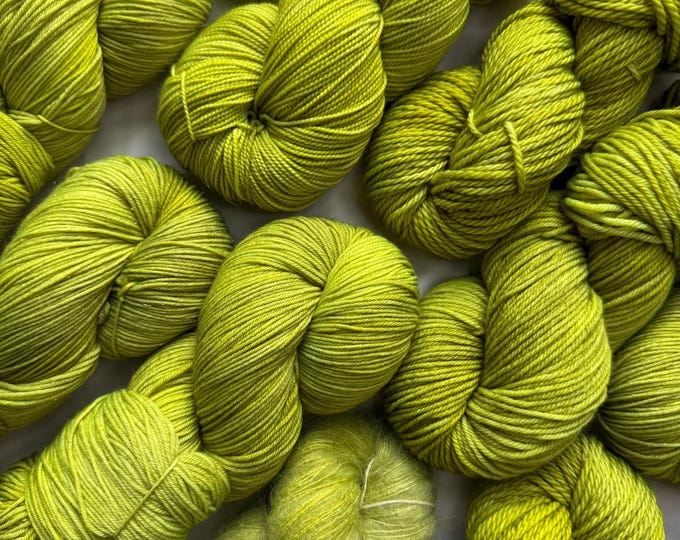 Snap Peas Hand Dyed Yarn: Superwash Merino Wool Blend - Etsy