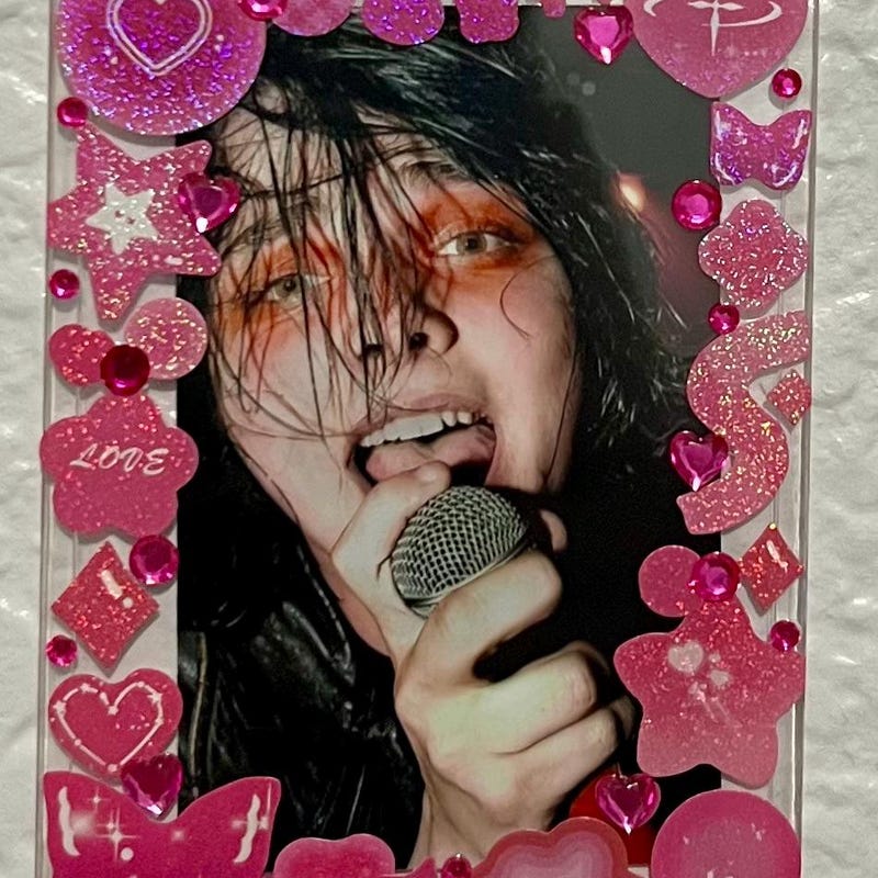 Gerard Way - Etsy