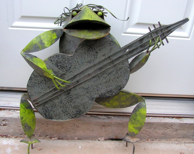 Metal Frog Sculpture Playing Guitar Musician Guitarist Yard Art Statue ...