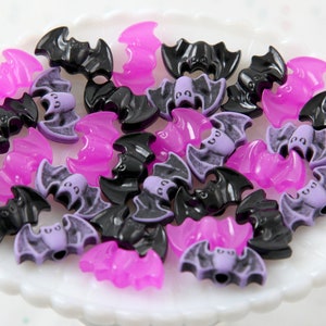 Bat Beads - 25mm Spooky Colors Bats Plastic Acrylic or Resin Beads - 24 ...