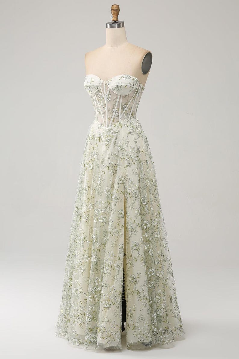 Long White Evening Dress With Floral Embroidery, Corset Design ...