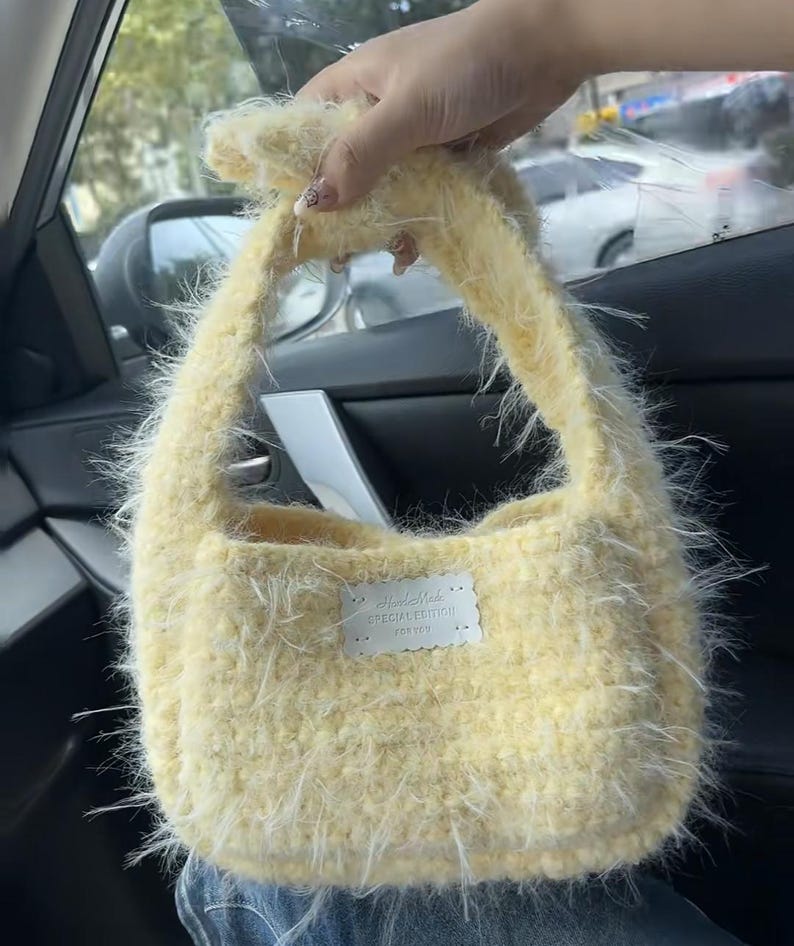Crochet Pattern: Furry Handbag - Etsy