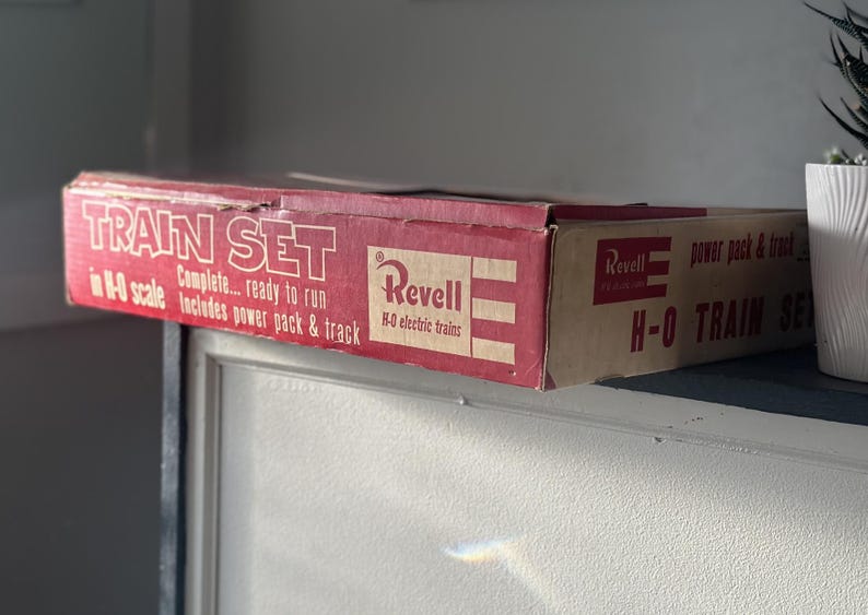 Revell H.O Electric Train Set - Etsy