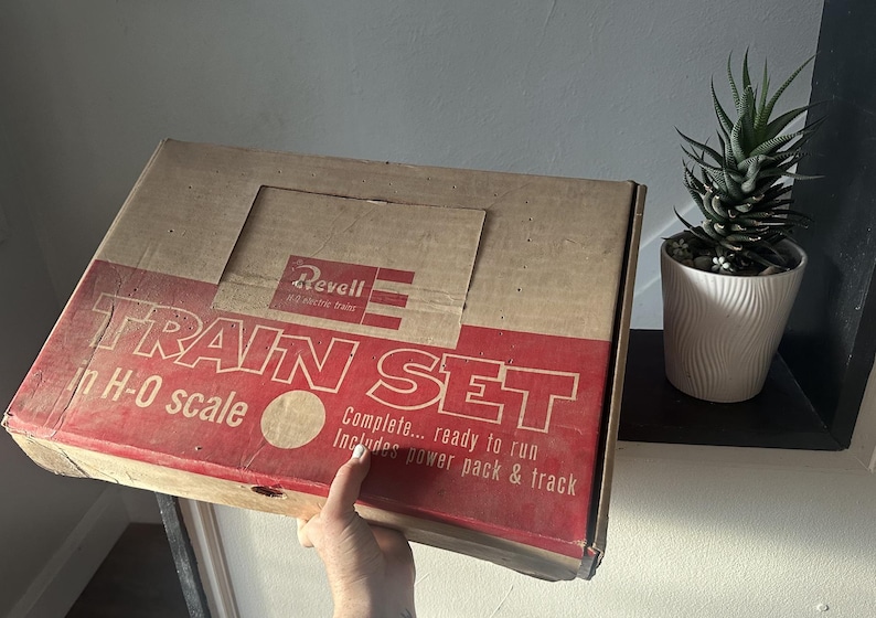 Revell H.O Electric Train Set - Etsy