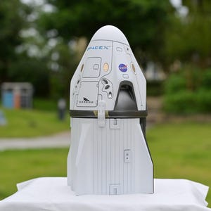 Crew Dragon 1/32 or 1/55 Scale Model - High-detail 3D Printed Replica ...