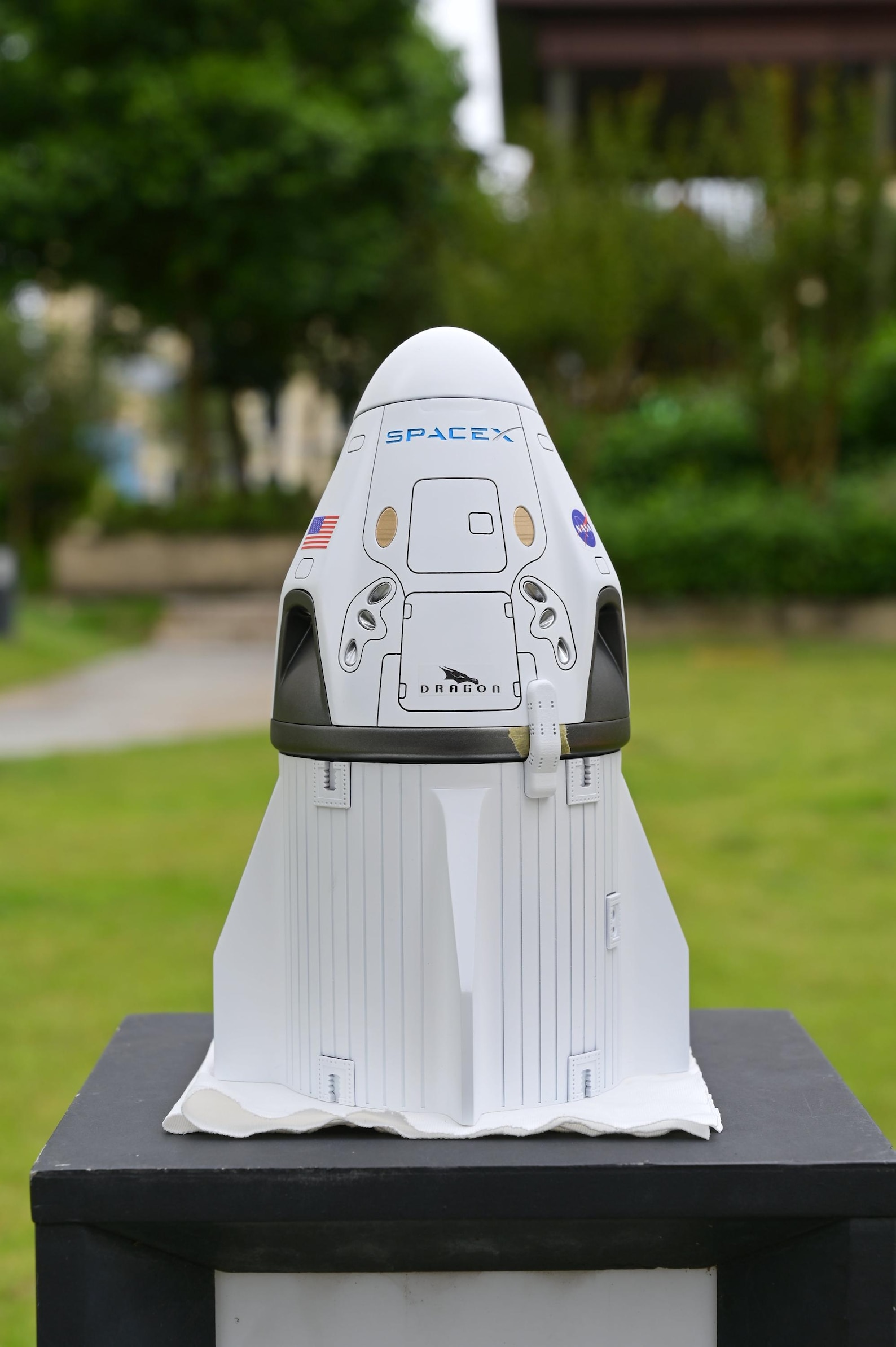 Crew Dragon 1/32 or 1/55 Scale Model - High-detail 3D Printed Replica ...