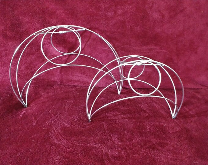 2 Crescent Wire Lampshade Frames 1 Lg. 1 Med Size - Etsy