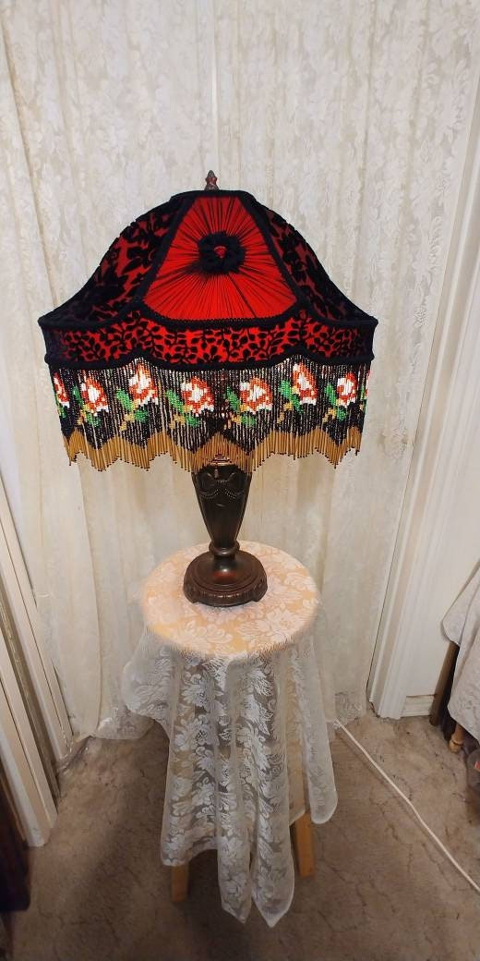 Red and Black Beautiful Victorian Style Table Lamp and Shade - Etsy