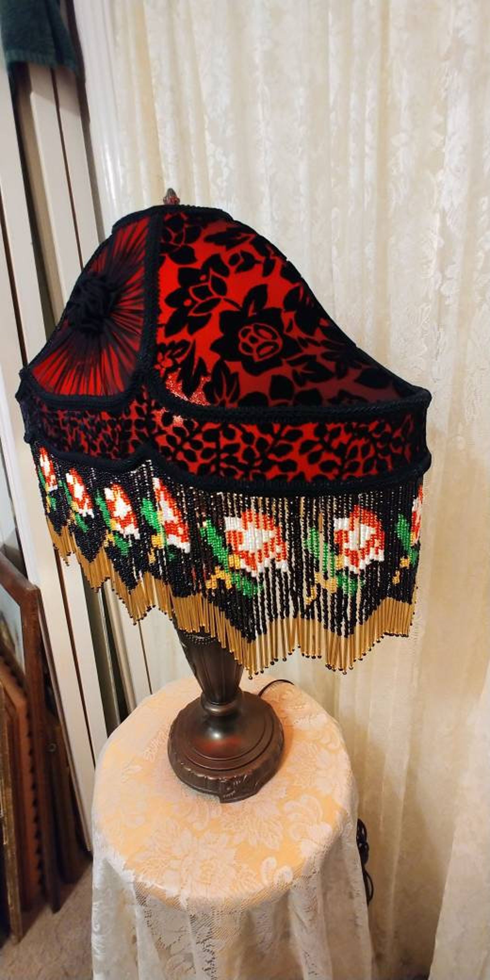 Red and Black Beautiful Victorian Style Table Lamp and Shade - Etsy
