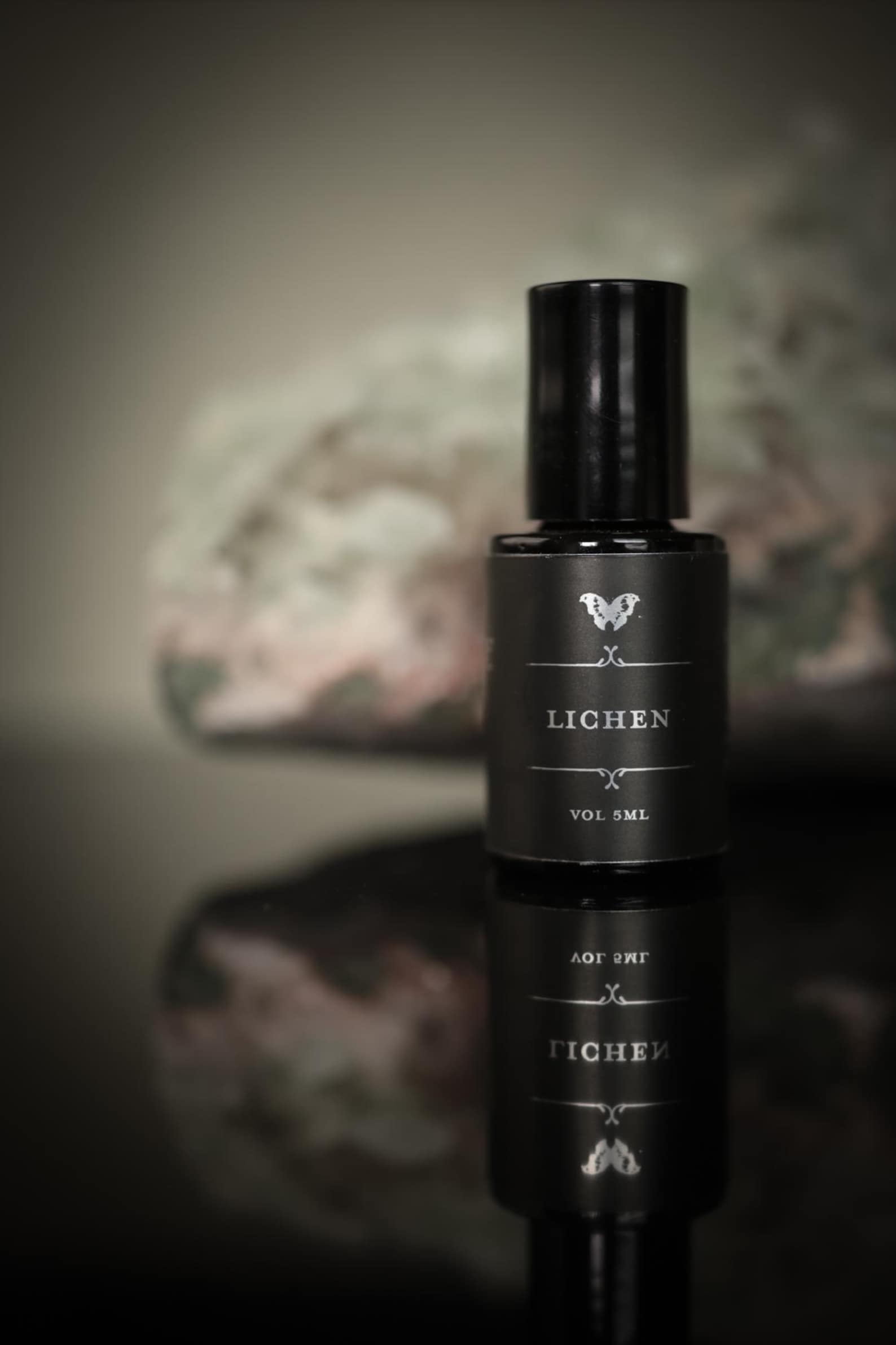Lichen - Perfume Oil - Etsy