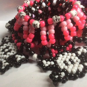 Epic Kandi UFO Cuff Kandi Bracelet With 5 Skulls and Bones - Etsy Canada