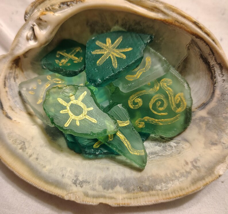 Sea Witch Rune Set, Altar Tools, Witchcraft - Etsy