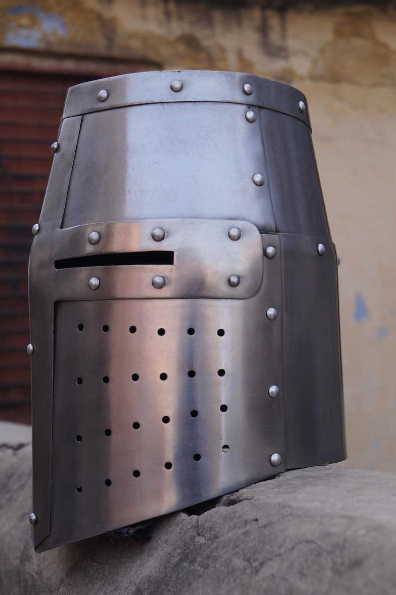 Crusader Great Helmet | Steel Knight Templar Armor, LARP Cosplay - Etsy