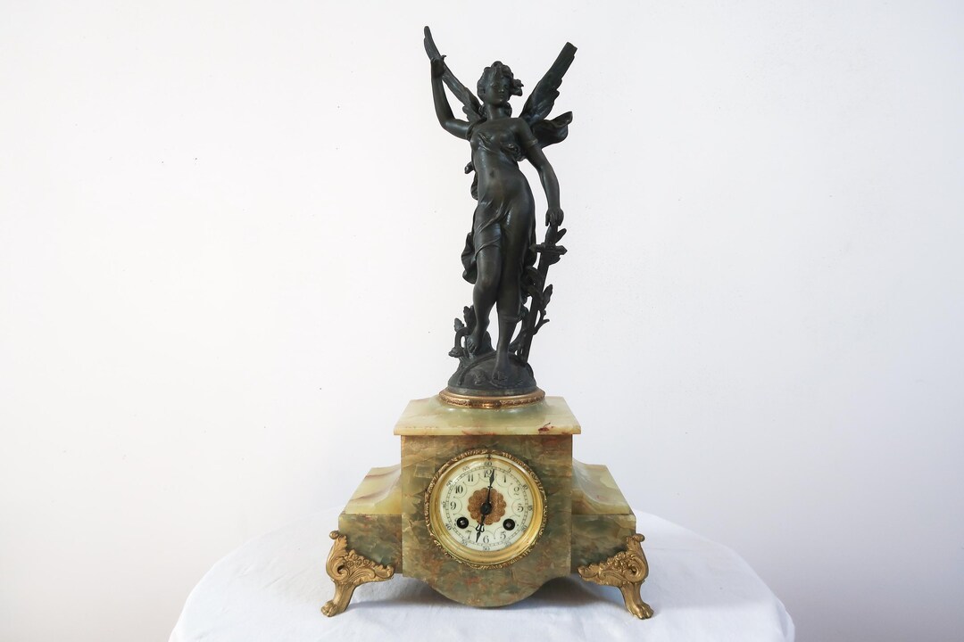 Auguste Moreau Table Clock Onyx Sculpture “la Victoire” - Etsy