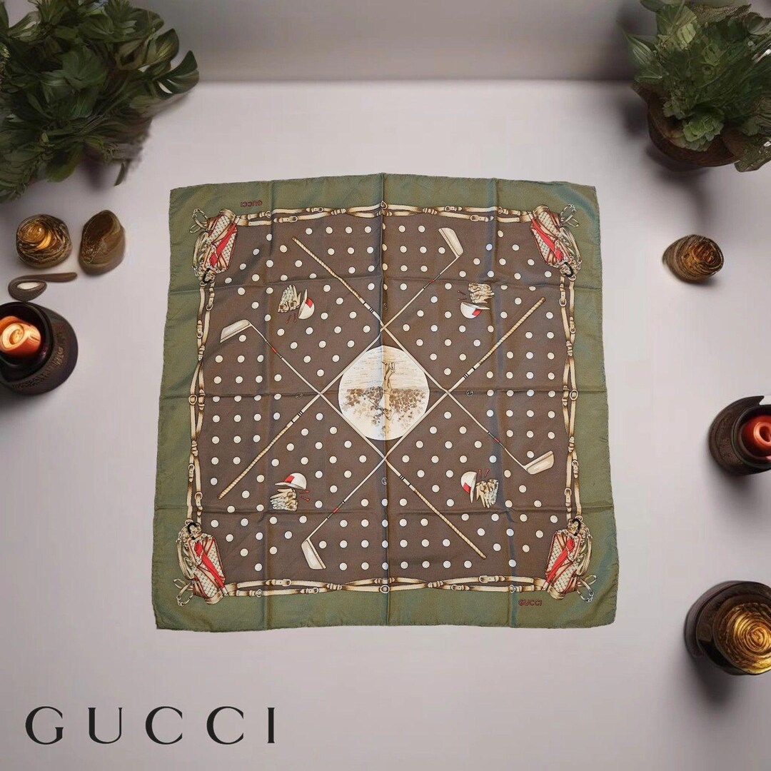 Gucci >exclusive