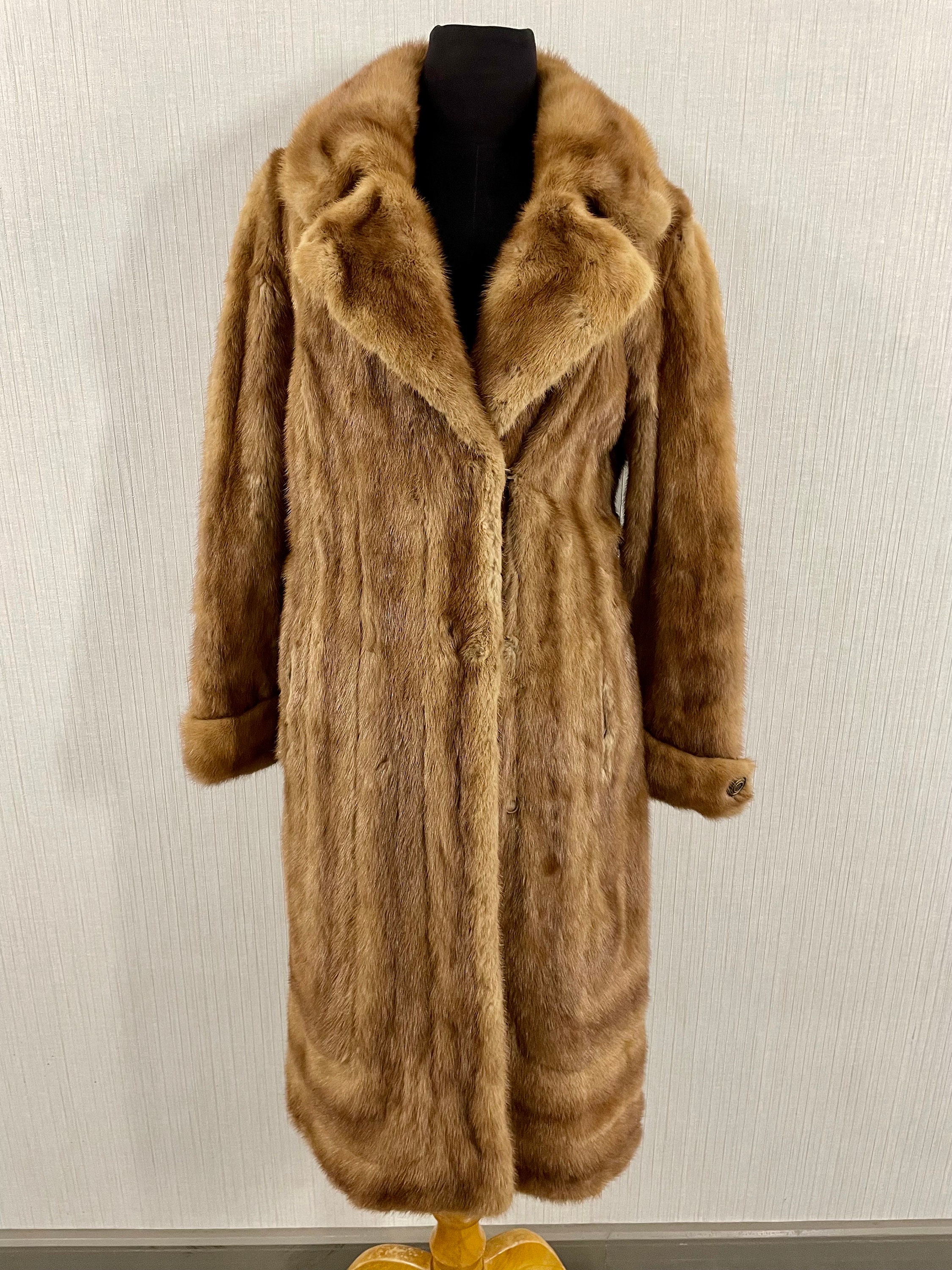 Vintage C1970/80s Luxury Canada Majestic Mink Label Belted Golden Mink ...