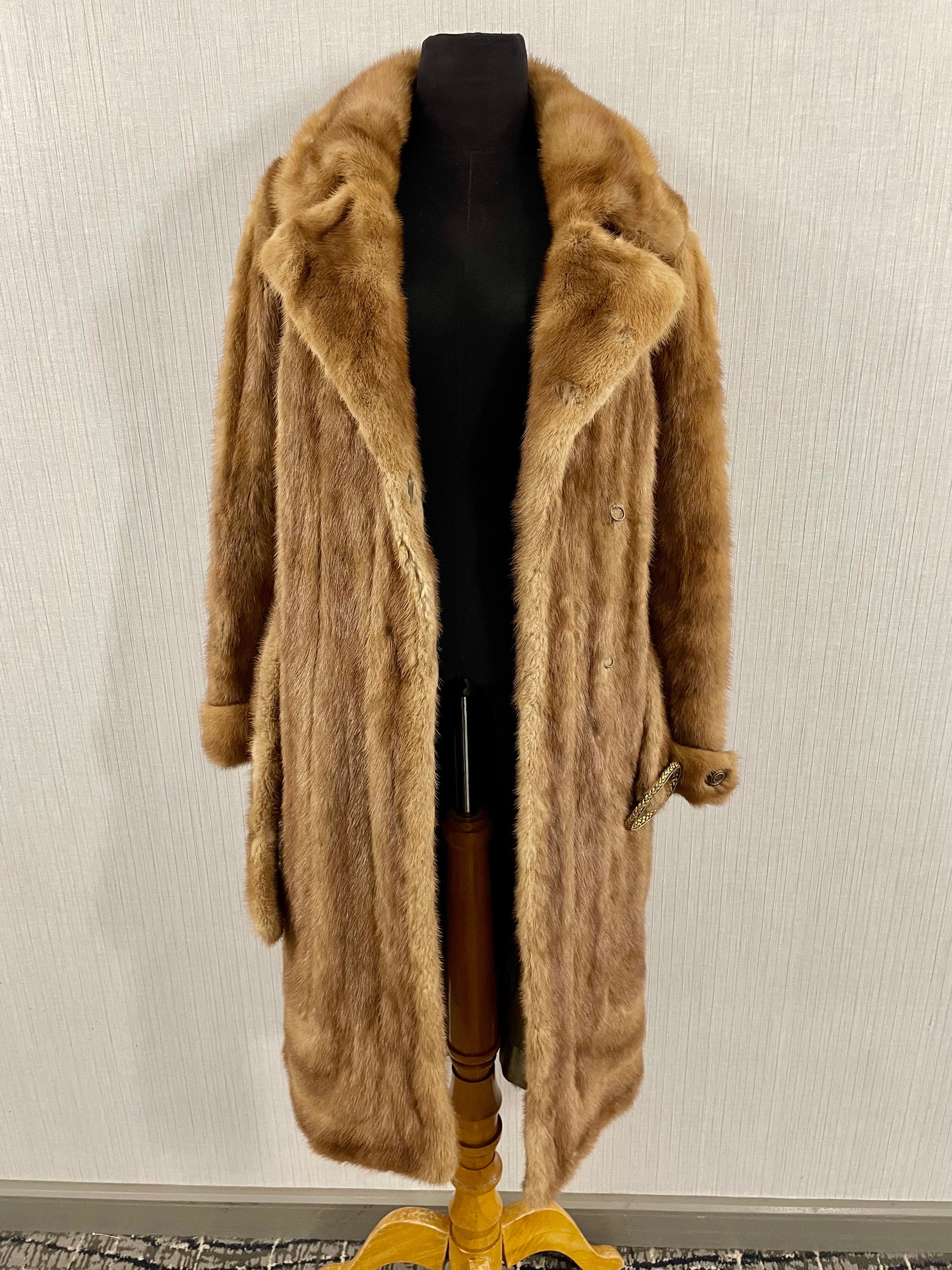 Vintage C1970/80s Luxury Canada Majestic Mink Label Belted Golden Mink ...