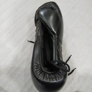 Custom Black Leather Boxing Gear Set With Chrome Heart Cross Stitching ...
