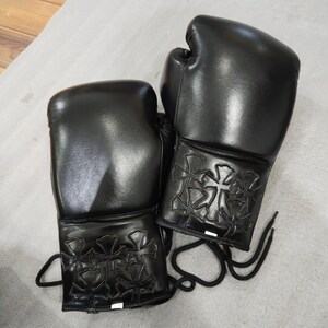 Custom Black Leather Boxing Gear Set With Chrome Heart Cross Stitching ...