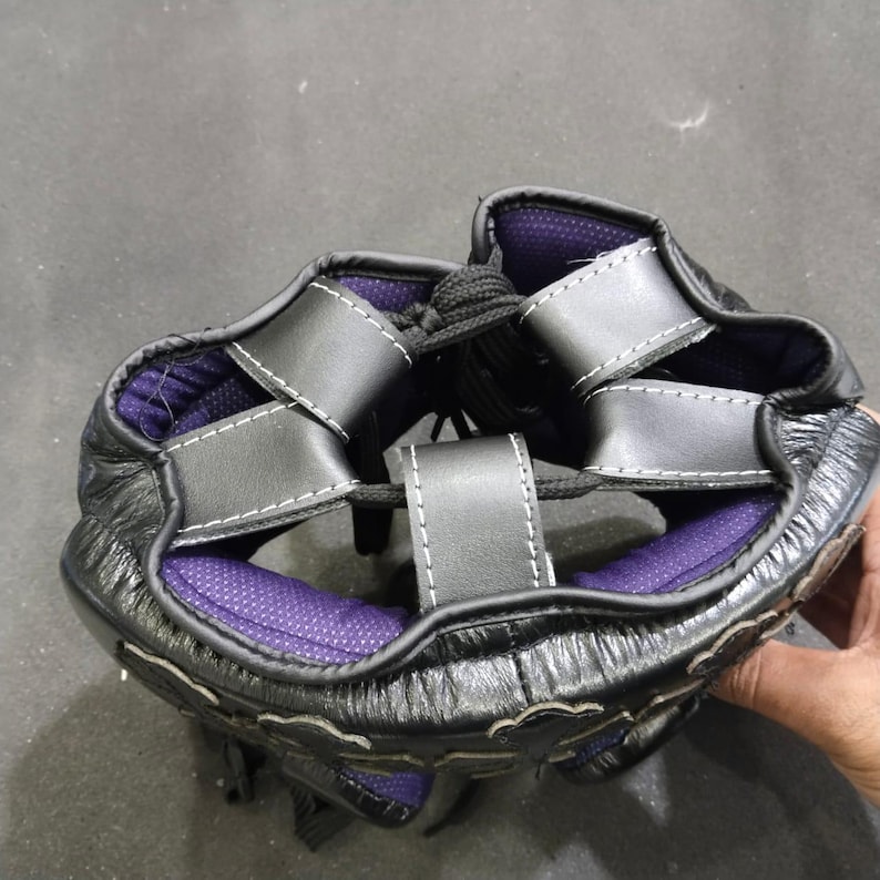 Custom Black Leather Boxing Gear Set With Chrome Heart Cross Stitching ...