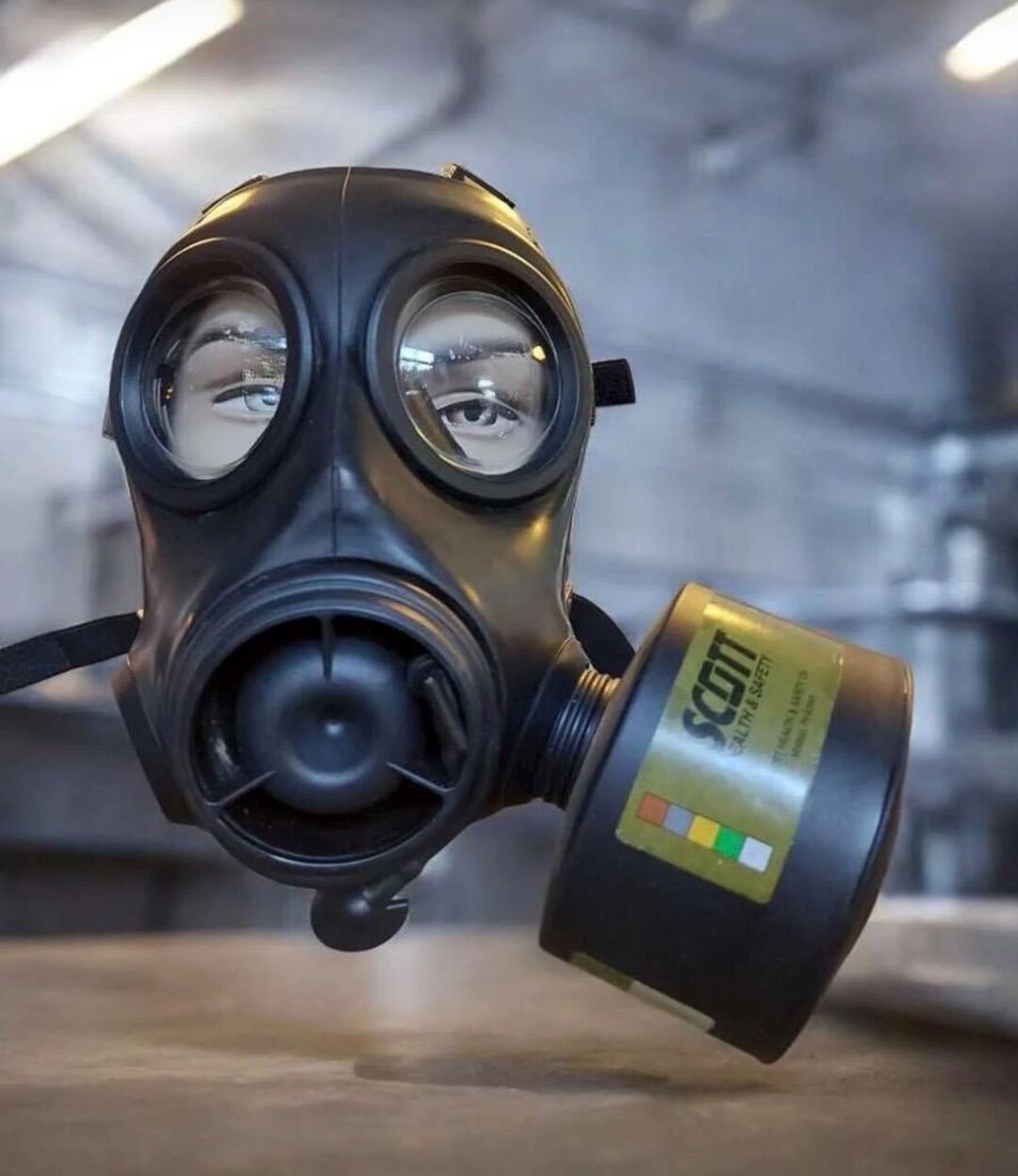 Avon FM10 Gas Mask + Scott Pro 2000 CBRN Filter – Full Face Respirator ...