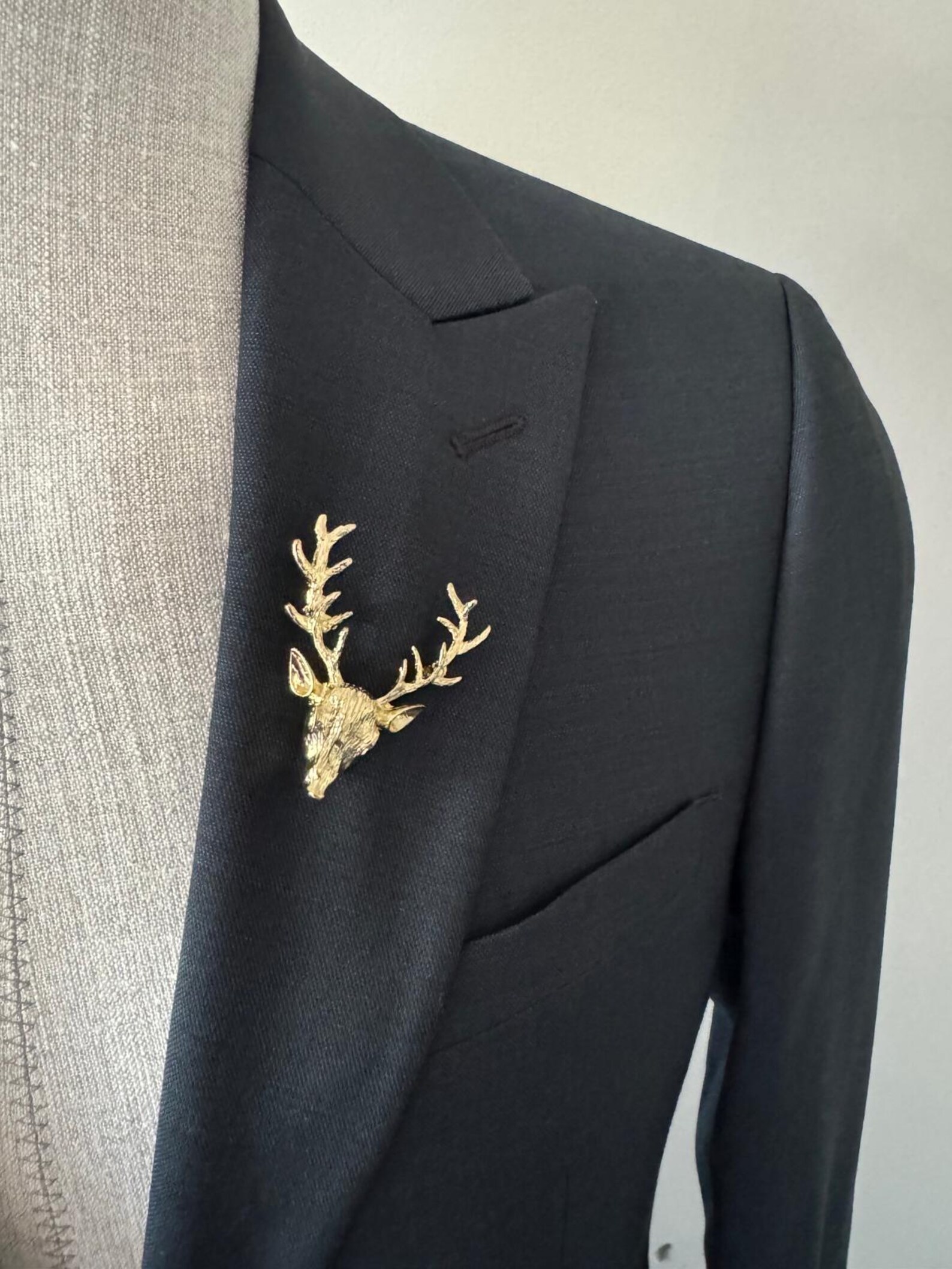 Deer Head Lapel Pin for Men, Raindeer Pin, Wedding Groomsmen ...