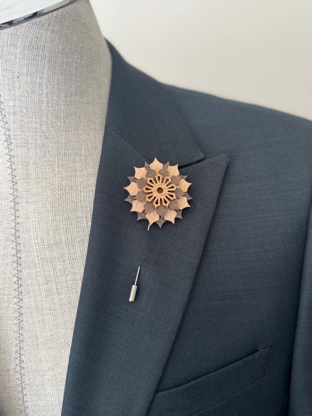 Wood Lapel Flower Pin for Men, Wooden Brooch Pin, Wedding Groomsmen Pin ...
