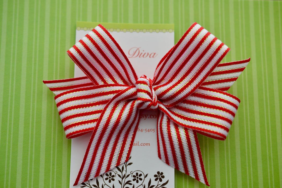 I8 - Sparkling Peppermint Stripes Classic Diva Bow - Etsy
