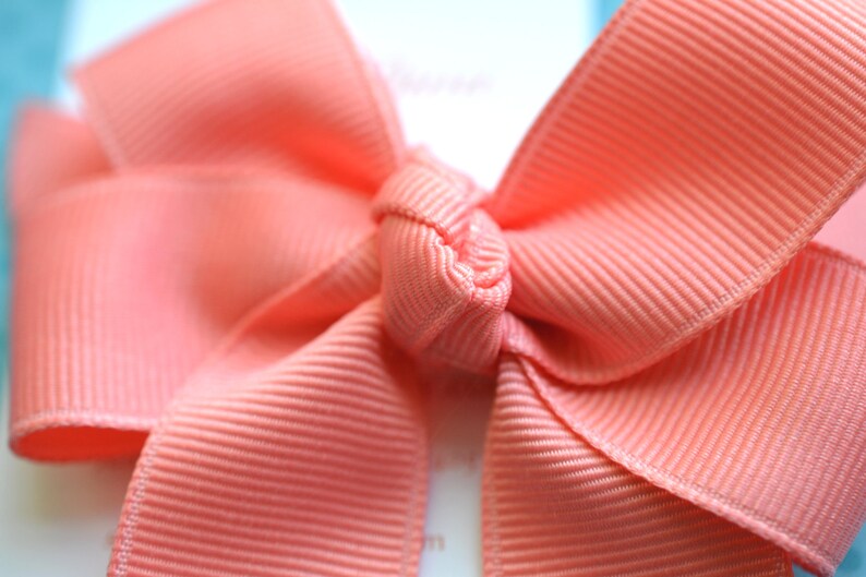 Light Coral Classic Diva Bow - Etsy