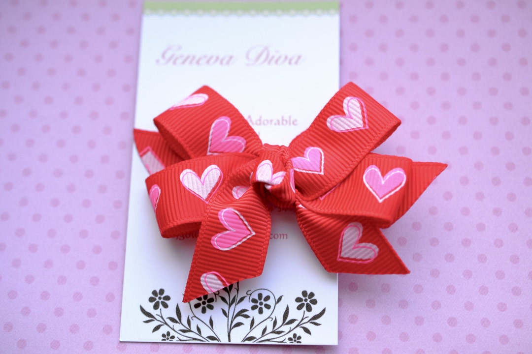 F12 - Sketched Hearts on Red MINI Diva Bow - Etsy