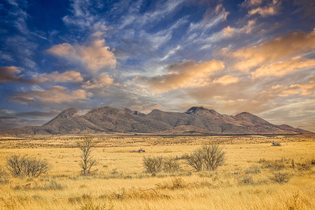 Sonoita AZ Photo, Mustang Mountains, Biscuit Peak, Las Cienega's ...