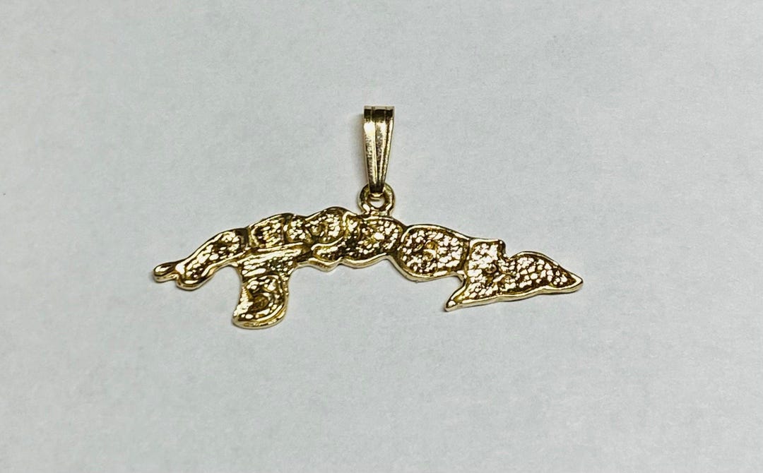 14 Karat Yellow Gold Island of Cuba Map Charm Pendant (made in USA) - Etsy