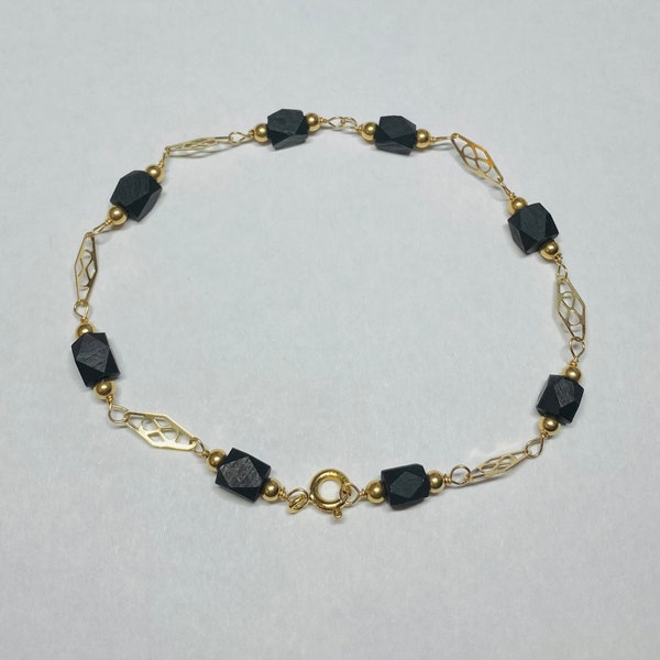 Azabache - Etsy