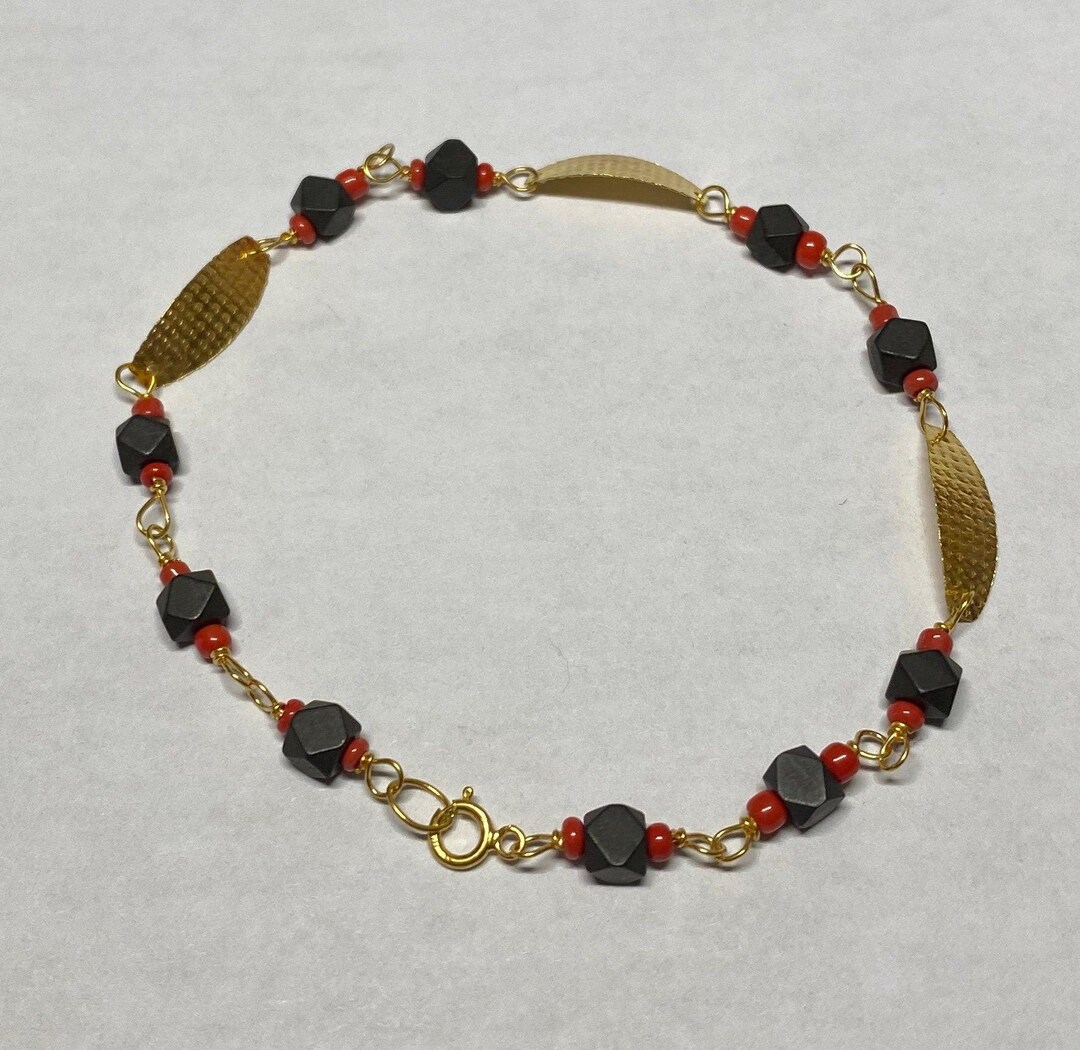 10 Karat Yellow Gold Genuine Azabache Jet & Coral Plaque 7" Bracelet - Etsy