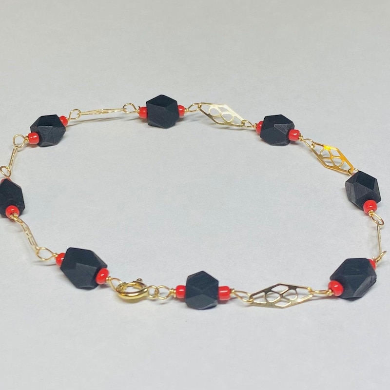 Azabache - Etsy