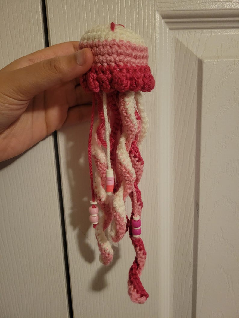 Crochet Jellyfish Amigurumi / Plushie / Stuffed Animal - Etsy