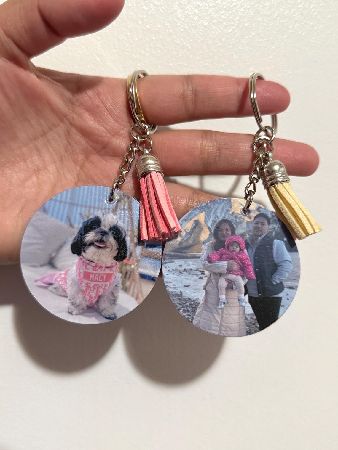 Custom Round Photo Keychains – Set of 5 (5x5cm) - Etsy